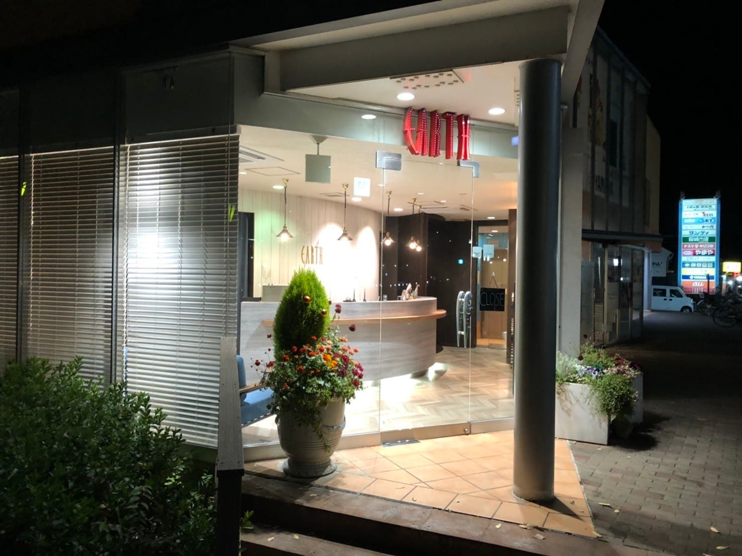 【EARTH 三田南ウッディタウン店】まつエク専用席★大型サロン併設のレンタルサロン✂︎フリーランス/個人練習/美容業に最適♪の写真3