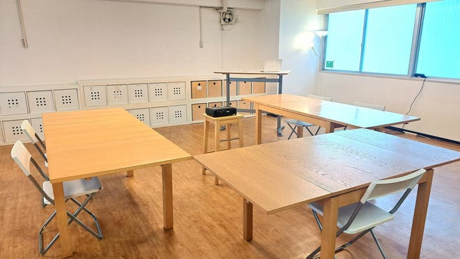 【ビジネス・会議・打合せ】秋葉原駅徒歩6分/40名着席可能/プロジェクター/マイク/ホワイトボード/Wi-fi/軽飲食可の写真3