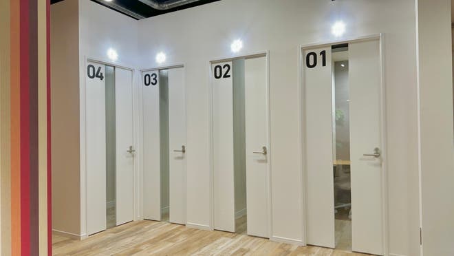 個室ブース1 (天井空きあり・完全個室ではございません)の写真3