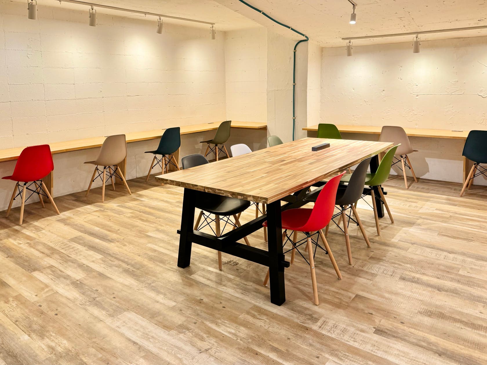 個室ブース３ (天井空きあり・完全個室ではございません）の写真4