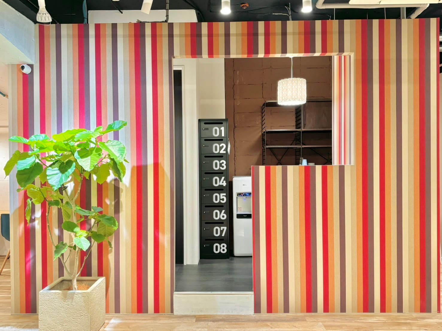 個室ブース３ (天井空きあり・完全個室ではございません）の写真5