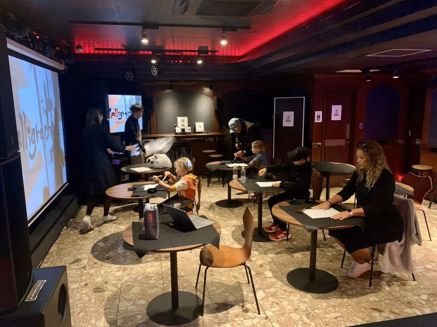 京都・最強のパーティー空間！音楽ライブ・ダンス・MV撮影・上映会・カラオケ大会・各種パーティー等なんでもできる夢のスペース♪の写真7