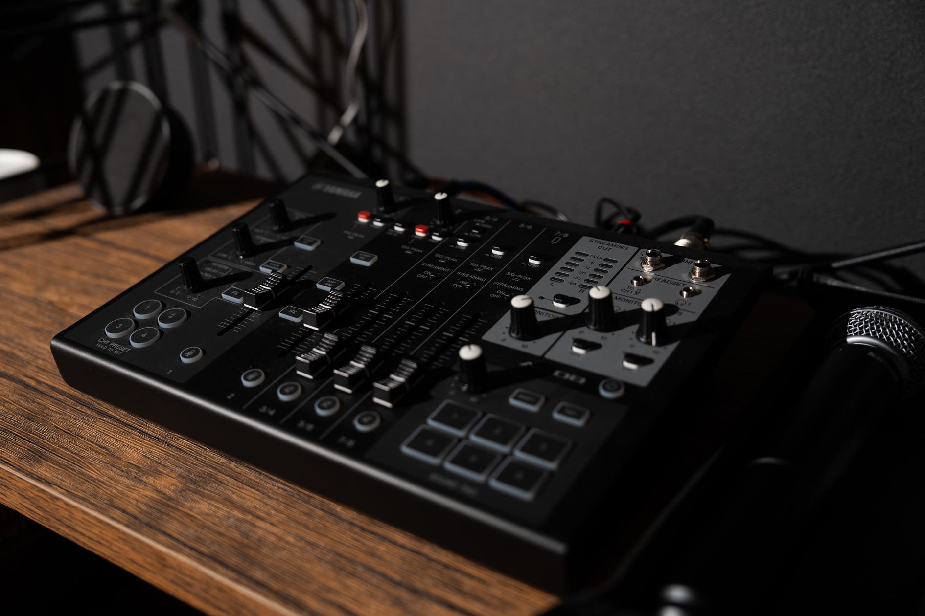 🎥150インチスクリーン✨8Kプロジェクター📣11台スピーカー🎤映画・カラオケ・ゲームの写真10