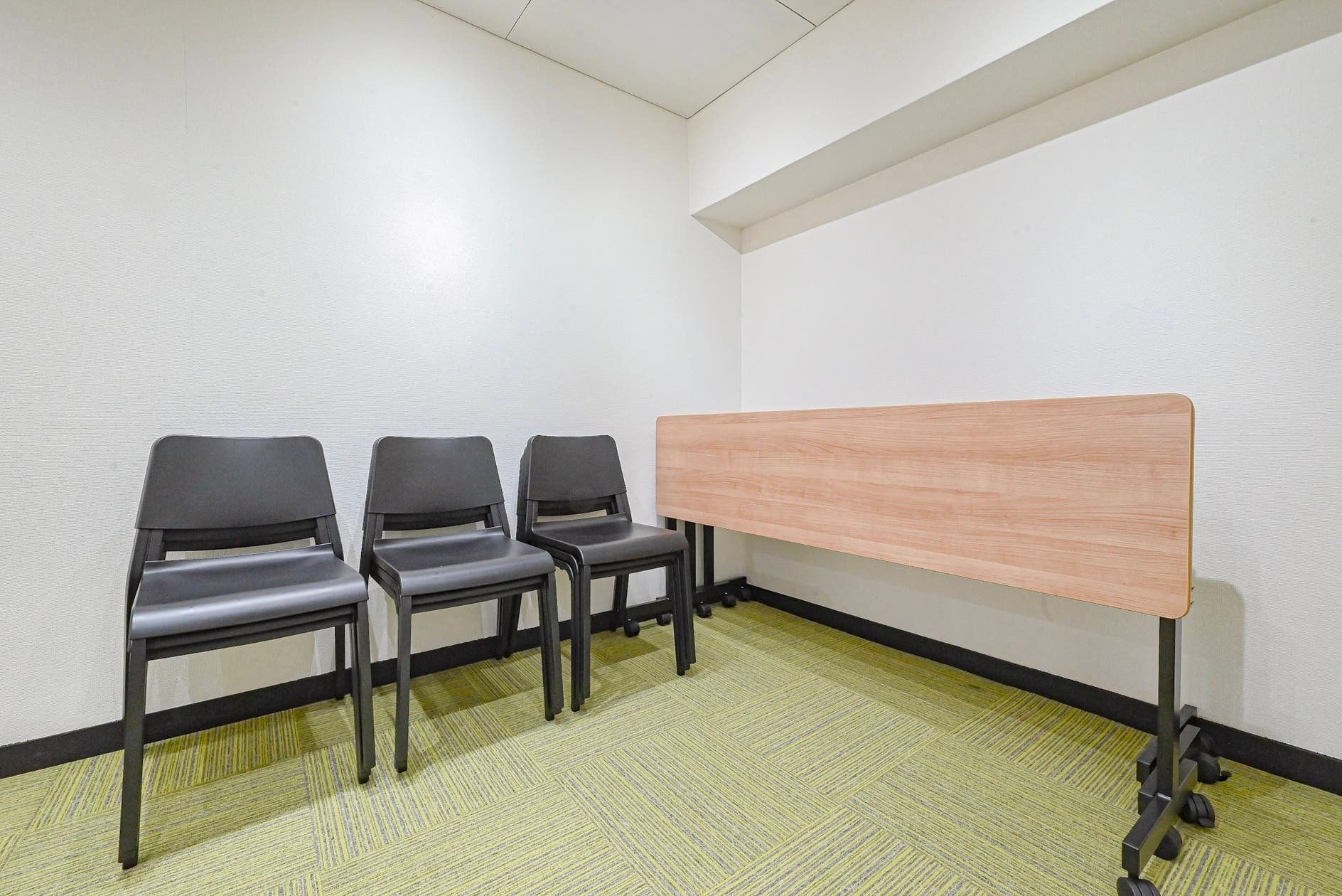 🥳新大阪駅3分〈COCO会議室新大阪〉駅近最大30名/セミナー/貸し会議室/ビジネス&amp;懇親会&amp;撮影/当日予約OKの写真13