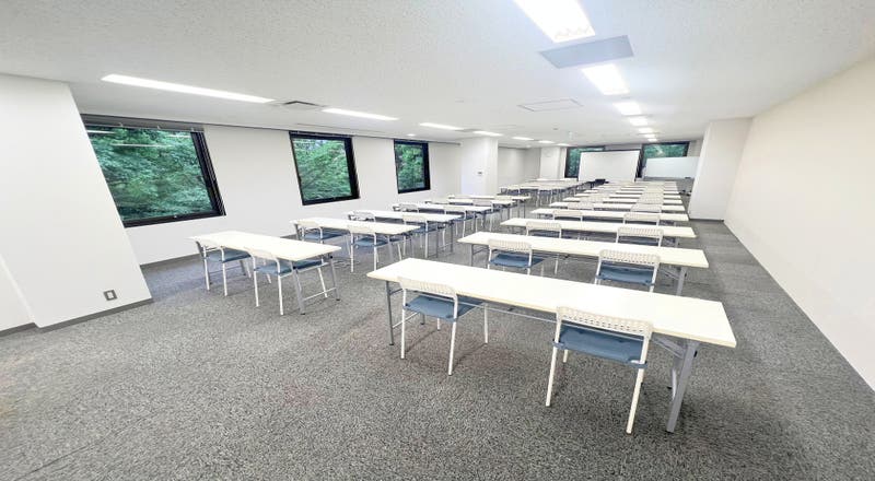 ⭐NEW⭐【六本木一丁目駅徒歩5分】無料備品多数☆会議・研修・試験会場・WEBセミナー・ZOOM快適ビジネス仕様！2階C会議室