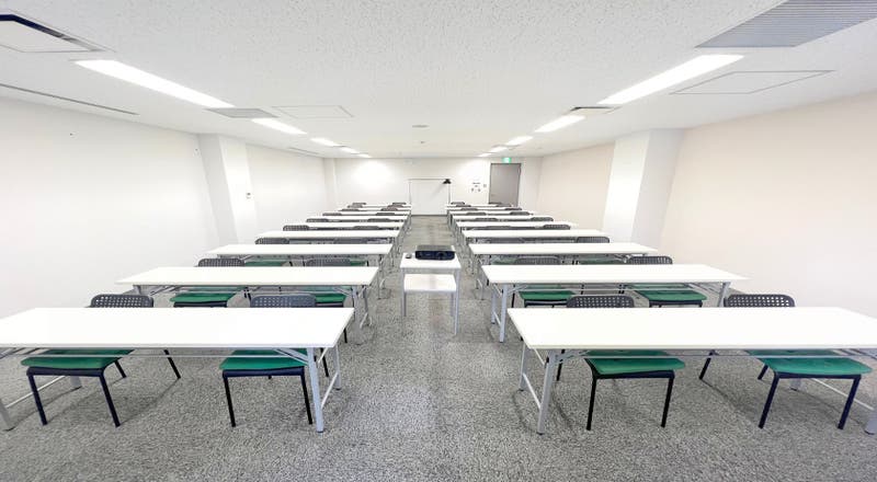 ⭐NEW⭐【六本木一丁目駅徒歩5分】無料備品多数☆会議・研修・試験会場・WEBセミナー・ZOOM快適ビジネス仕様！2階M会議室