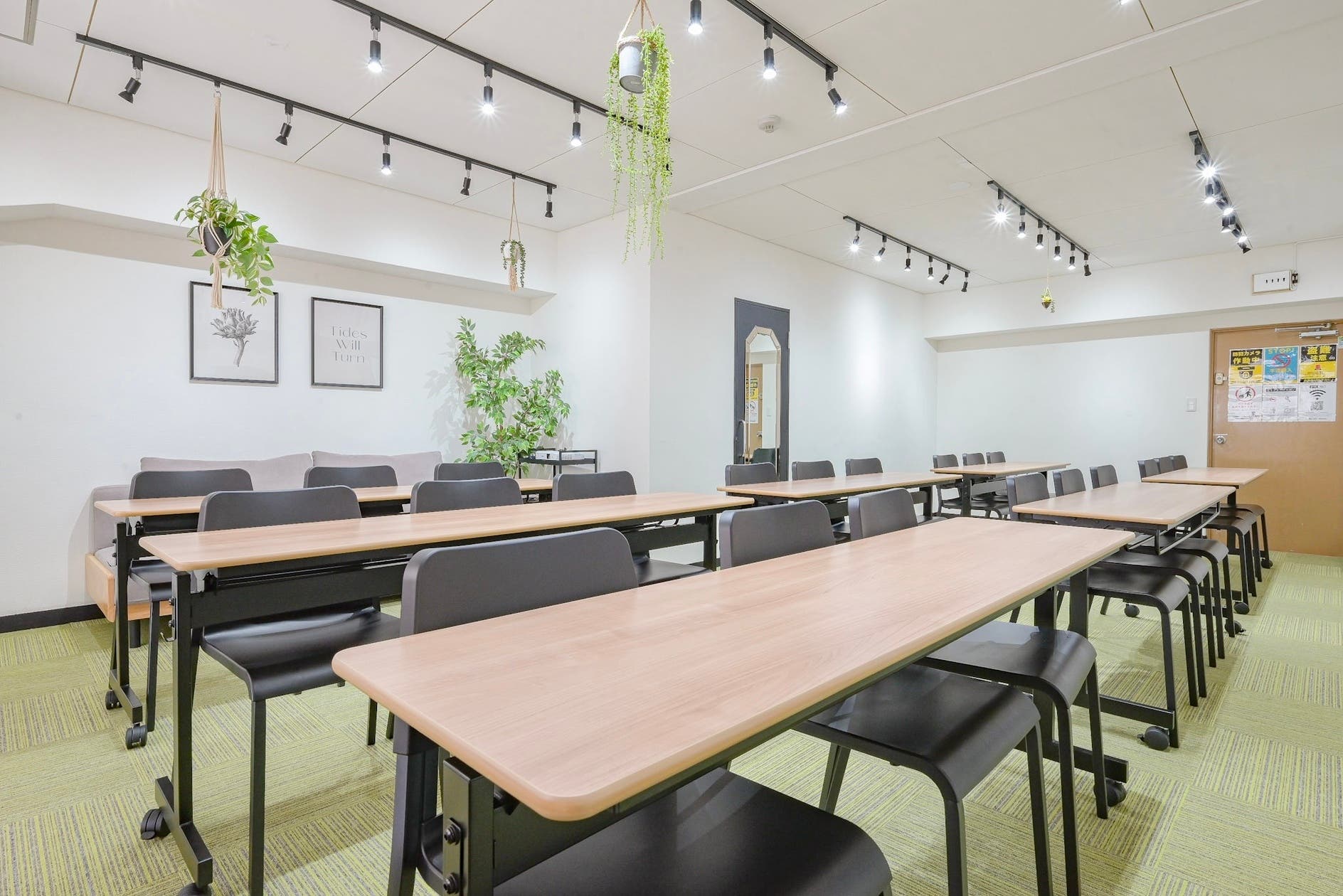 🥳新大阪駅3分〈COCO会議室新大阪〉駅近最大30名/セミナー/貸し会議室/ビジネス&amp;懇親会&amp;撮影/当日予約OKの写真3