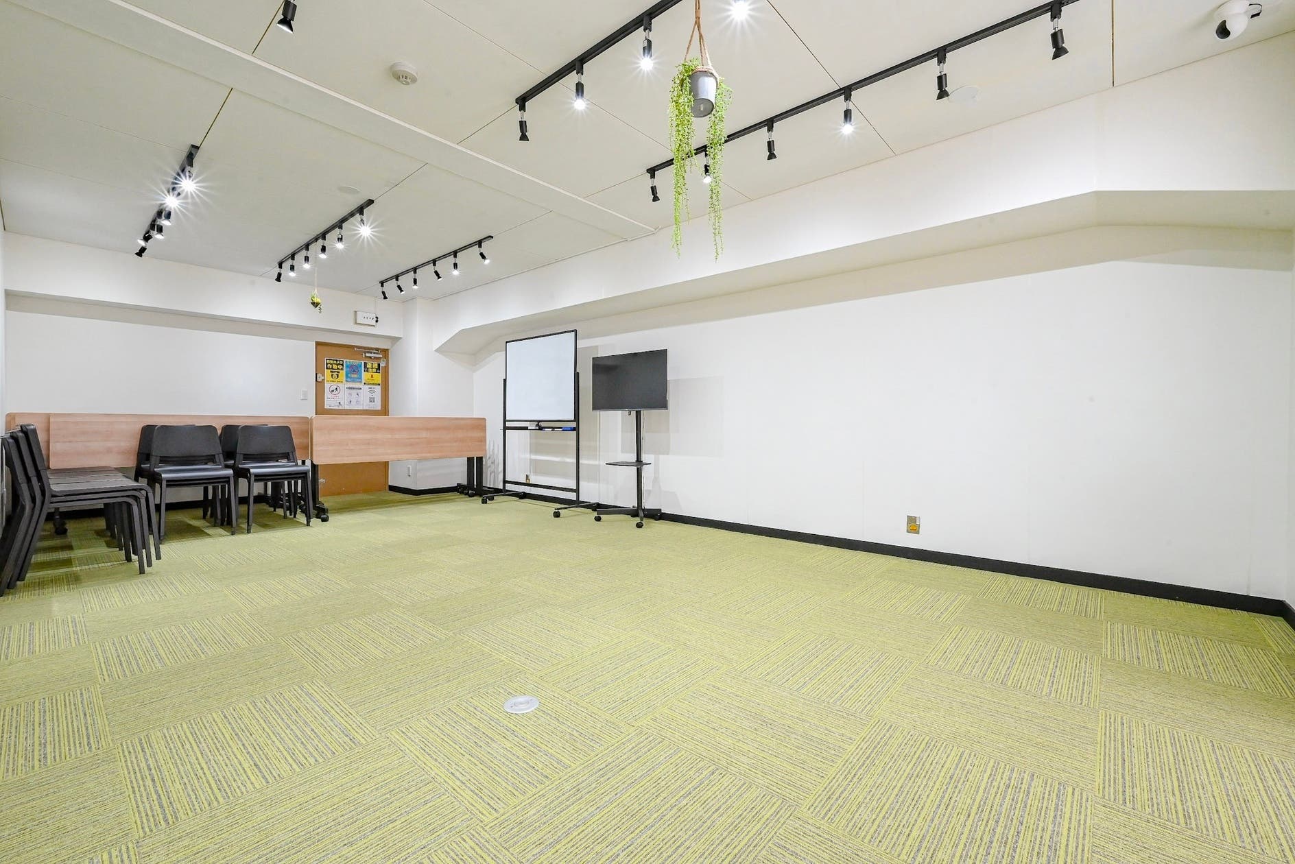 🥳新大阪駅3分〈COCO会議室新大阪〉駅近最大30名/セミナー/貸し会議室/ビジネス&amp;懇親会&amp;撮影/当日予約OKの写真12