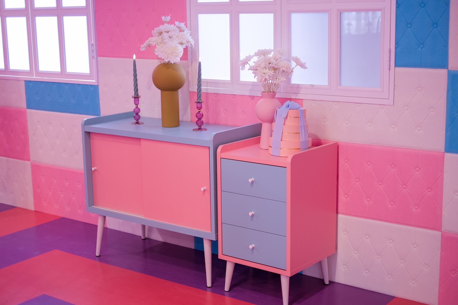 【カップケーキ】原宿系クレイジーメルヘン🧁 毒々しいほどビビットでカラフルなデコラティブなスタジオの写真5