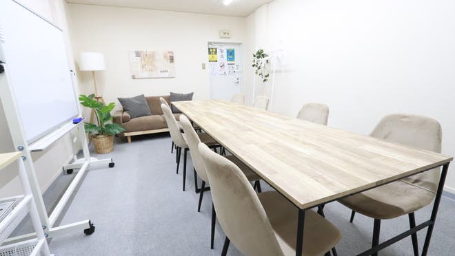 🥳難波駅1分〈COCO会議室なんば駅前店〉超駅近最大14名/セミナー ⏰/ビジネス&懇親会/貸し会議室/当日予約可の写真2