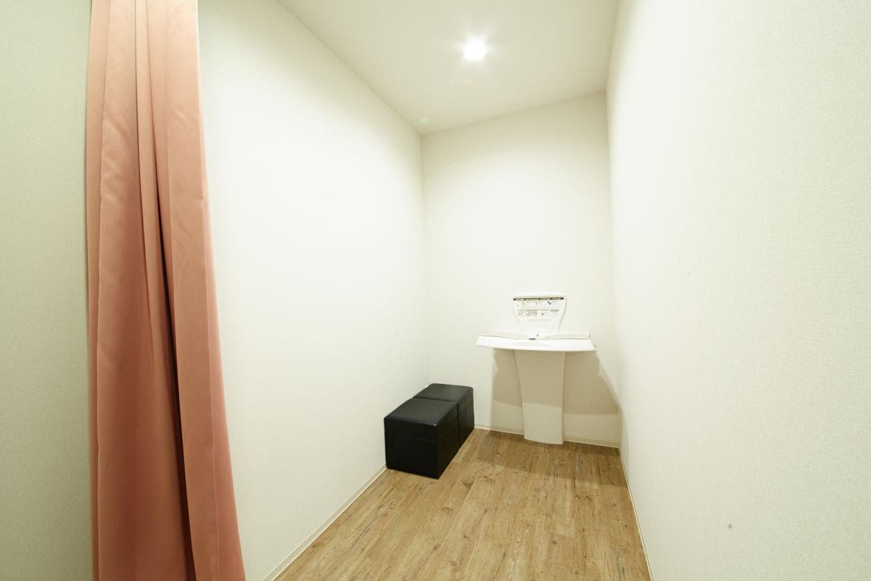 全館貸し切り　開放感抜群のフットサルコートとカフェスペース　運動会やドローン飛行にもの写真22