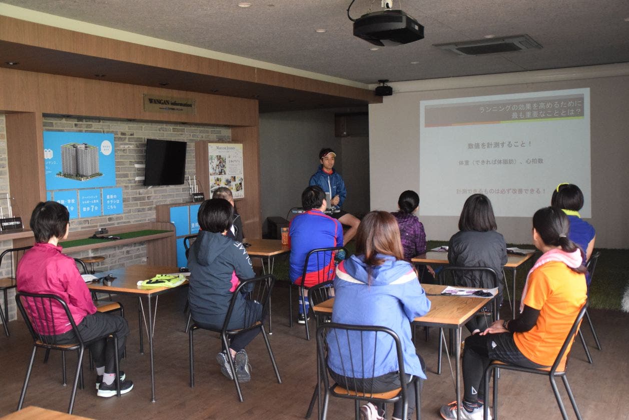 全館貸し切り　開放感抜群のフットサルコートとカフェスペース　運動会やドローン飛行にもの写真29