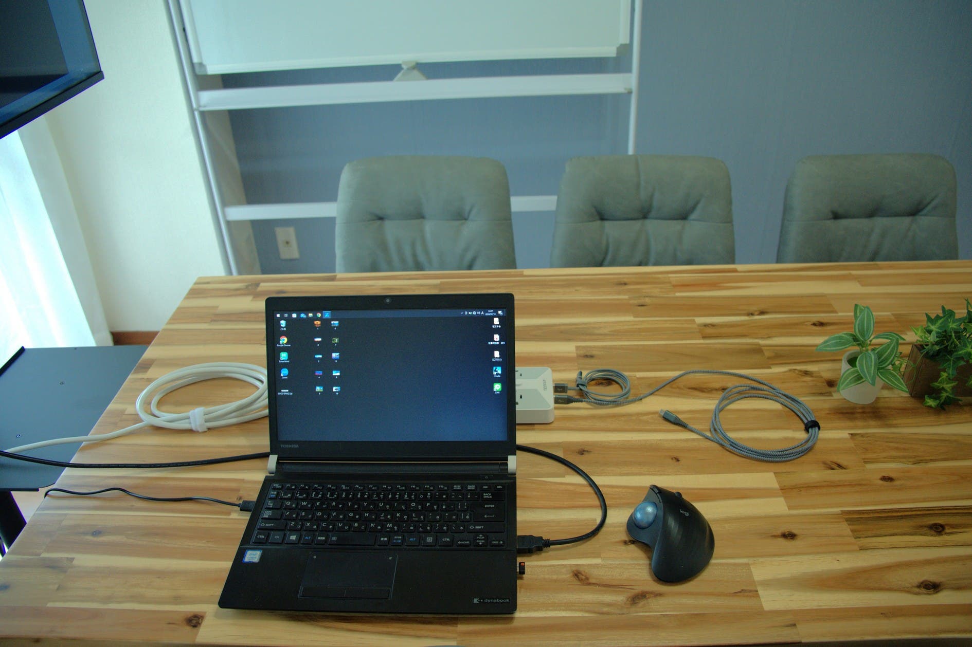 天神南駅より徒歩30秒！/当日予約10%割引/モニター/WIFI/ホワイトボード/リングライト等の写真8