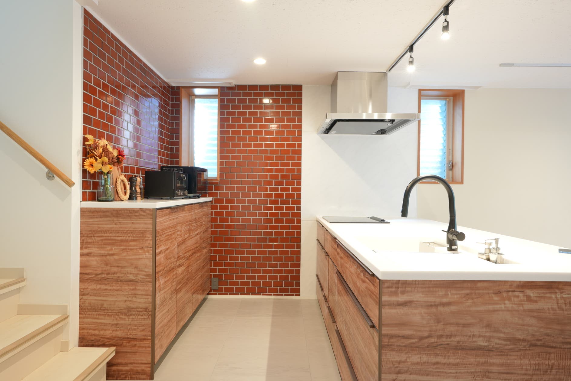 無料で食器＆カトラリー他・撮影用天板が使えるキッチンスタジオ！の写真5