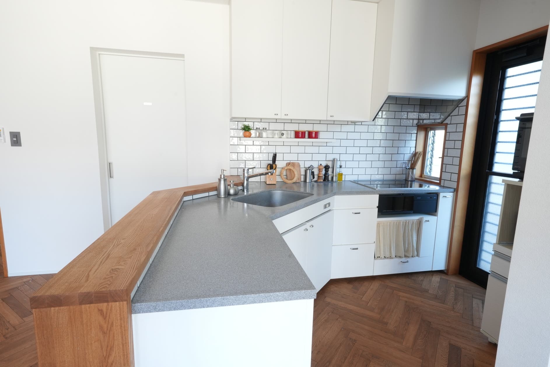 無料で食器＆カトラリー他・撮影用天板が使えるキッチンスタジオ！の写真11