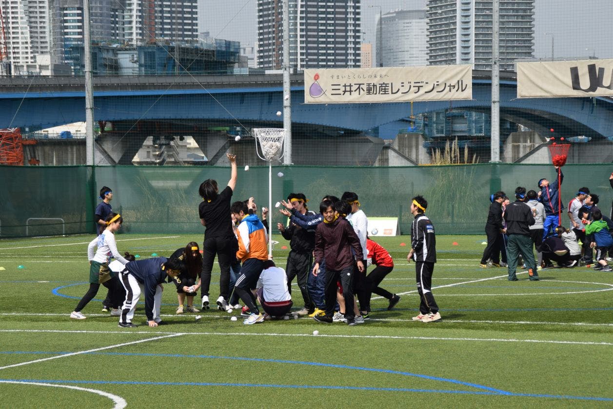 全館貸し切り　開放感抜群のフットサルコートとカフェスペース　運動会やドローン飛行にもの写真14