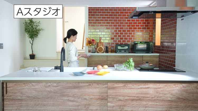 無料で食器&カトラリー他・撮影用天板が使えるキッチンスタジオ!の写真1