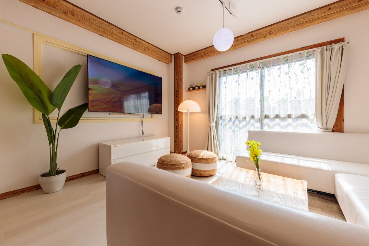 【テラス付き🌿大人数でくつろげる】大久保駅1分😍自然光抜群/撮影やパーティーなど多用途利用可能🥂最大25名の写真5