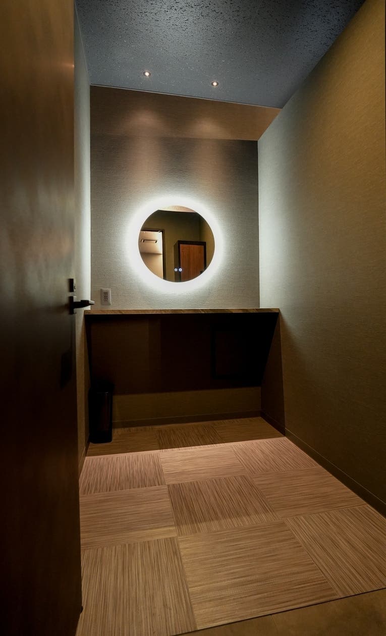 《虎ノ門駅徒歩30秒》 大人数貸切利用可！新築内装で豊富なマシン設備！SNS動画写真撮影OK！の写真4