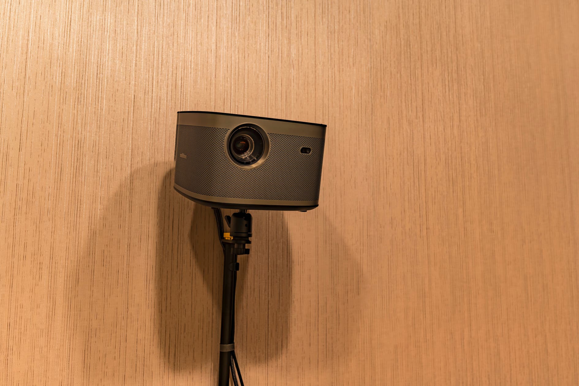 📹プロジェクター　XGIMI HORIZON の画像1