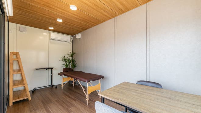 【Shop】✨U-SPACE岩国店✨折り畳みベッドがあり、施術・サロンなどにもご利用いただけます♪Wi-Fi/岩国市の写真1