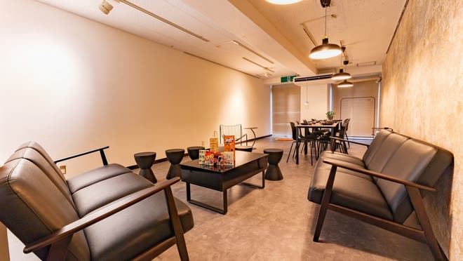 最大25名!!駅徒歩1分‼︎飲食OKゴミ捨て無料🚮モダンな大人空間🍷撮影/会議・打合せ/懇親会/歓送迎会/の写真9