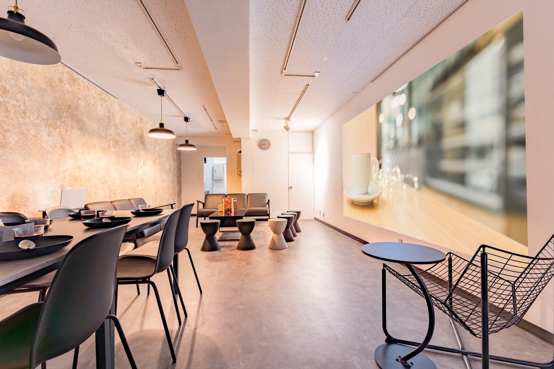 最大25名!!駅徒歩1分‼︎飲食OKゴミ捨て無料🚮モダンな大人空間🍷撮影/会議・打合せ/懇親会/歓送迎会/の写真10