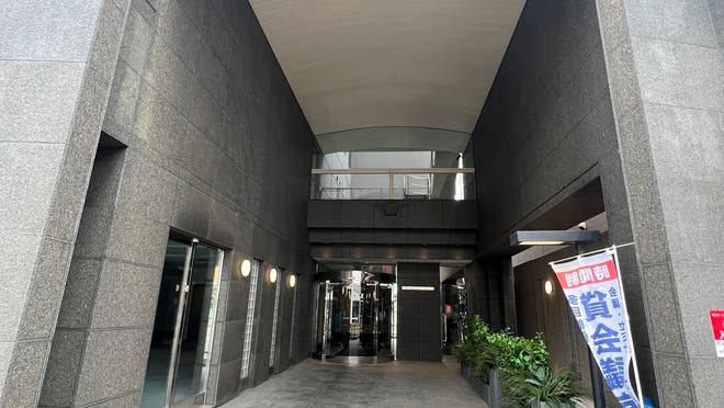 【6人用】Wi-Fi・コンセント完備!函館駅前徒歩2分!短時間利用可能の貸会議室です!の写真4