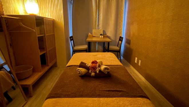 桜木町駅徒歩1分!ご好評につき増部屋🌸完全個室のキレイなサロン✨ほぼ雨に濡れずにアクセス👍電動昇降施術ベッド/マッサージ/エステの写真3