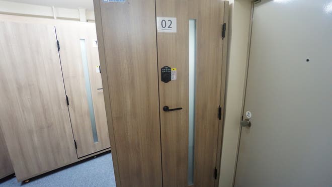 <個室型ワークブース鶴見No.2>京急鶴見駅徒歩2分🚃完全個室⭐️24H⏰Wi-Fi📶モニター🖥️テレワーク/ZOOM/自習の写真10