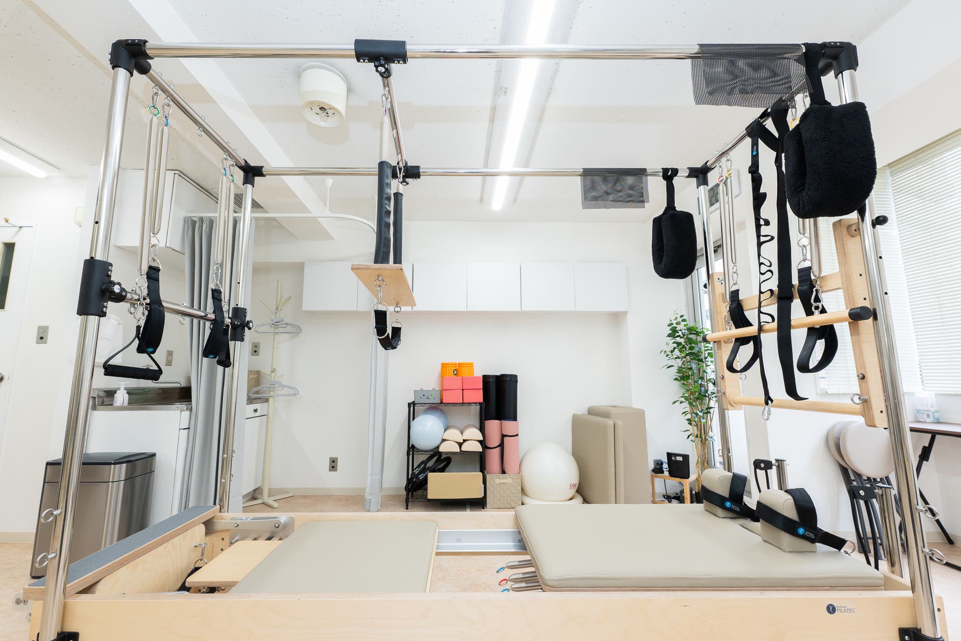 【北参道駅30秒】マシンピラティススタジオ☆自然光が入る1日1回スタッフ完全清掃のスタジオの写真22