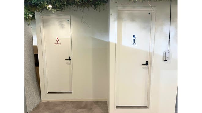 🌟6人までの打ち合わせに最適🌟【新宿駅東口徒歩2分|貸し会議室|3G】半個室/無料Wi-Fi/電源/55inモニターの写真9