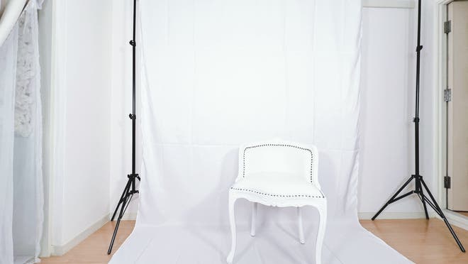 伏見駅3分💞白壁・白家具|花壁|シャンデリア|3面背景|撮影機材無料|大人可愛い|コスプレの写真21