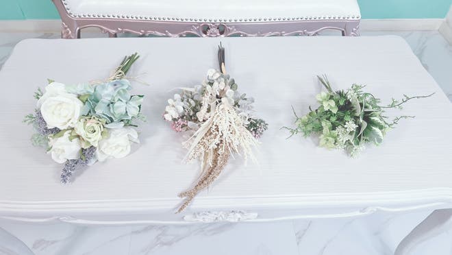 伏見駅3分💞白壁・白家具|花壁|シャンデリア|3面背景|撮影機材無料|大人可愛い|コスプレの写真18