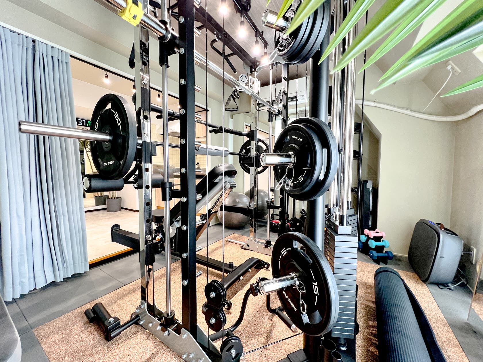 ✨ NEW OPEN ！✨【🎉地域最安値🎉】自由が丘駅徒歩３分の駅チカレンタルジム、清潔感ありオシャレ、トレーニング器具充実の写真11