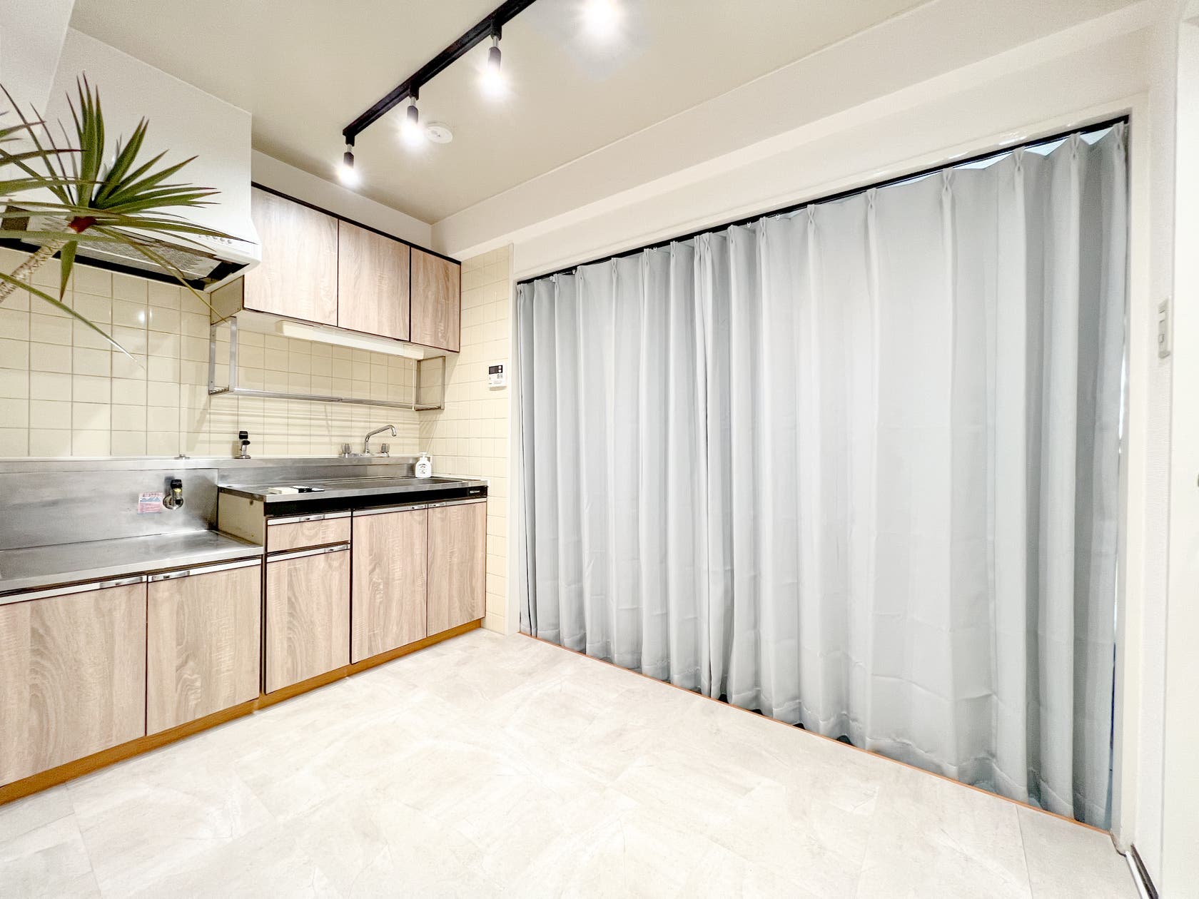 ✨ NEW OPEN ！✨【🎉地域最安値🎉】自由が丘駅徒歩３分の駅チカレンタルジム、清潔感ありオシャレ、トレーニング器具充実の写真12