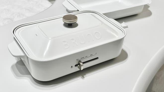 新宿駅徒歩8分🎉最大6名👭24H利用可🕐自然光✨大画面プロジェクターで映画鑑賞/イベント/デート/打ち上げ/女子会の写真3