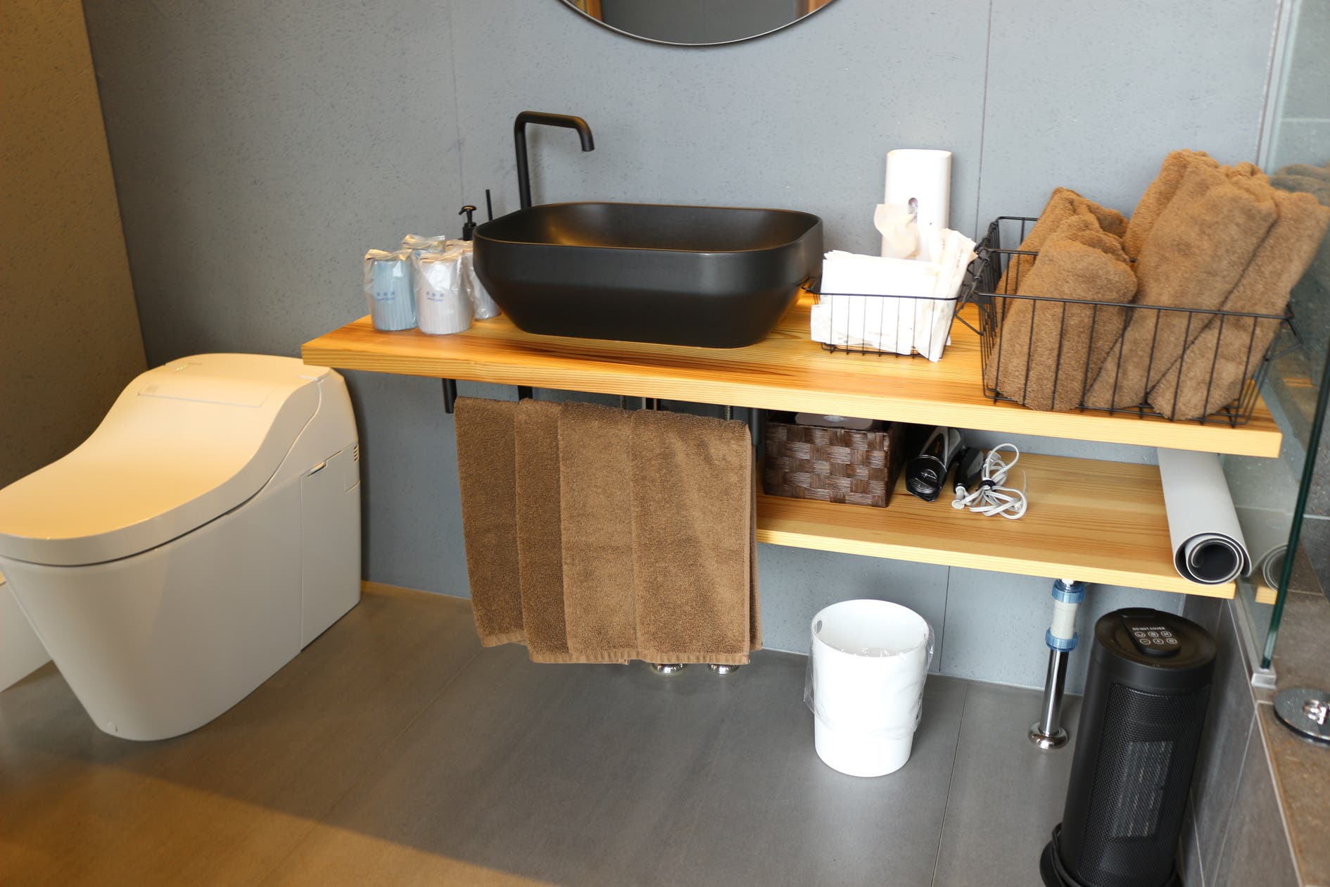 宿泊部屋全体（お風呂、ベッド）セットの画像5