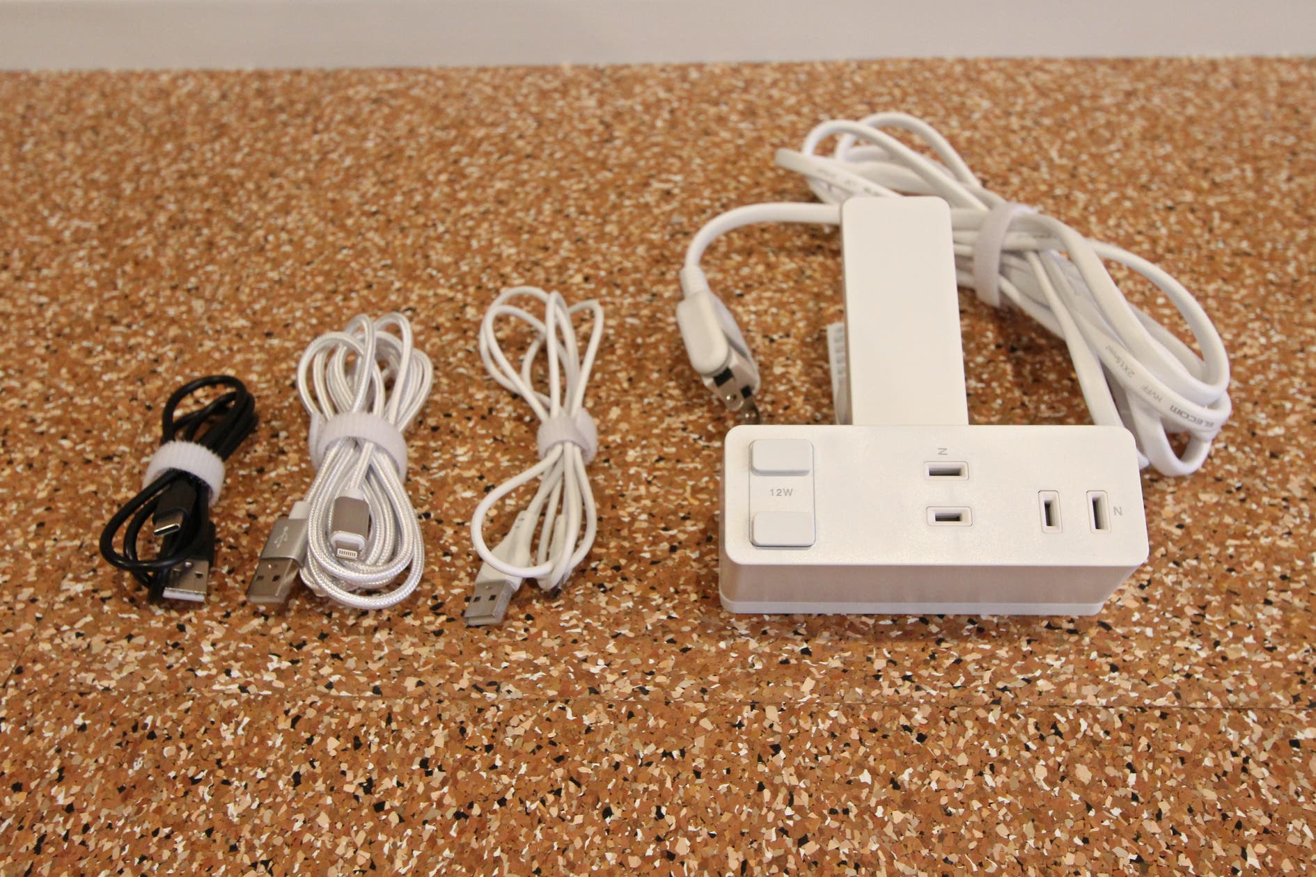 【松戸駅4分🚶】土日祝日も同料金実施中💡リノベで綺麗✨ダンス・ヨガ・会議・教室・セミナー・撮影・整体・エステ・コスプレの写真25