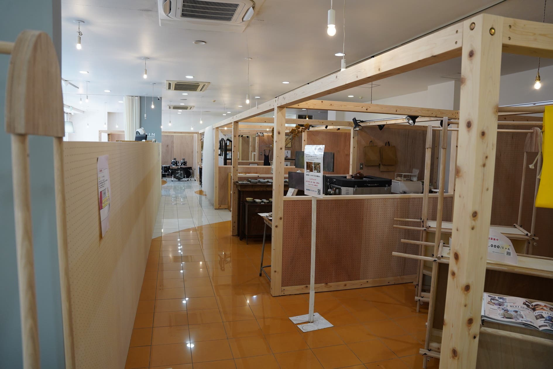 柳ヶ瀬商店街内。4人用★Wi-Fi無料/コンセント完備/web会議/打合せ/コワーク等の写真7