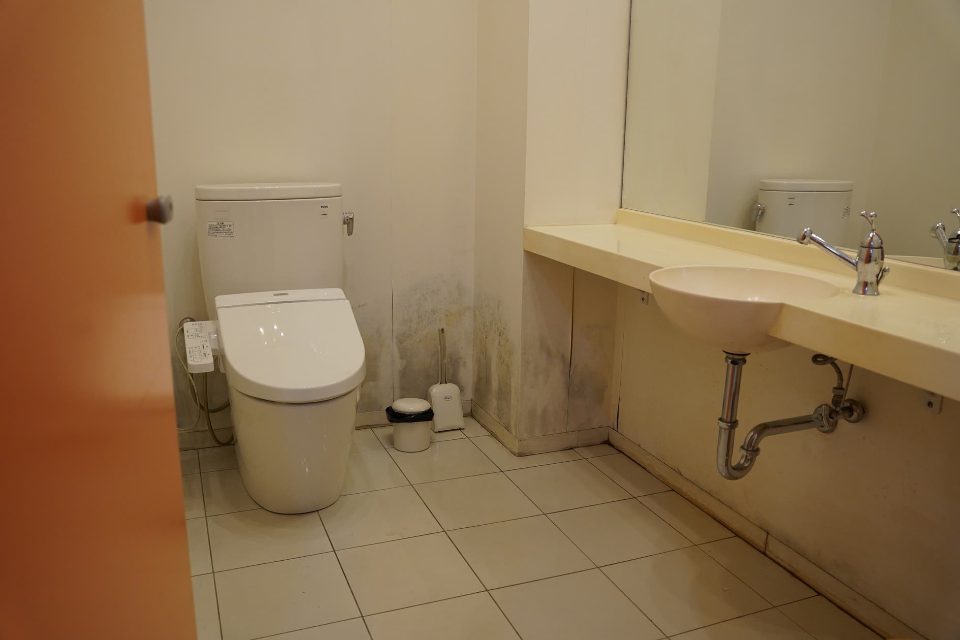 柳ヶ瀬商店街内。4人用★Wi-Fi無料/コンセント完備/web会議/打合せ/コワーク等の写真8