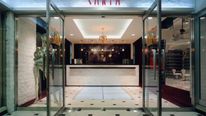 【EARTH 上野店】カット個室席★大型サロンに併設されたレンタルサロン✂︎フリーランス/個人練習/美容業に最適♪の写真3