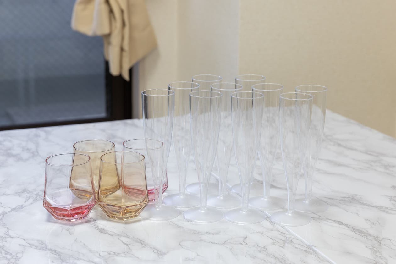 映えスポット🉐💐壁一面の花🤍推し活👼大人気スペース💖撮影🎀120㌅スクリーン🥻VOD見放題💃女子会❤️デートの写真17