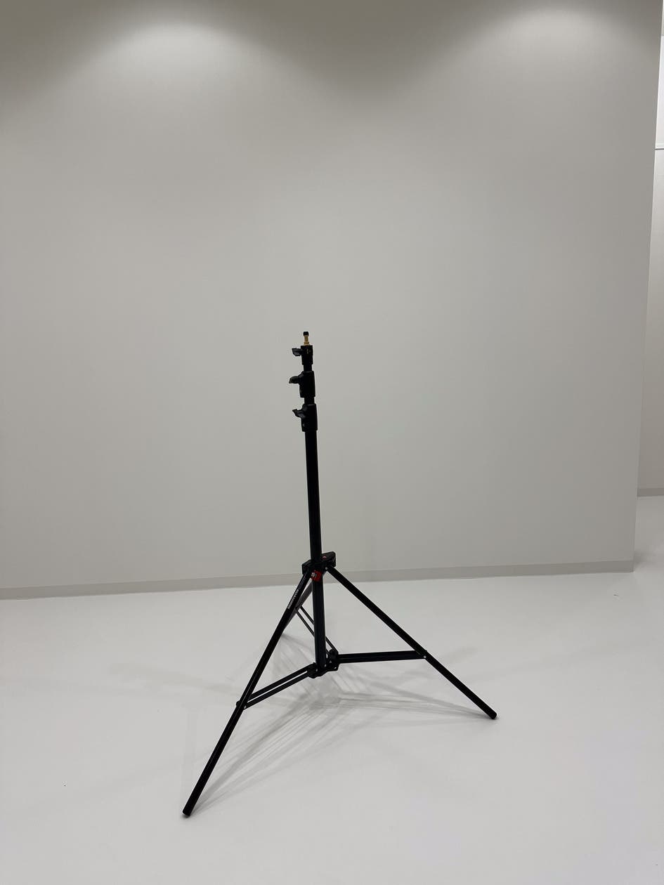 <🎉オープンセール>梅田から電車10分&庄内駅徒歩30秒【白ホリ/プロ照明機材無料完備/ドレッサー/テザー撮影/エレベータ有】の写真16