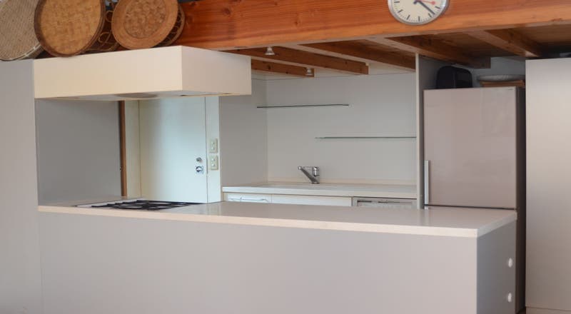 広々としたキッチンスペース！シンプル＆オシャレなお部屋でパーティーや撮影はいかがでしょうか？　