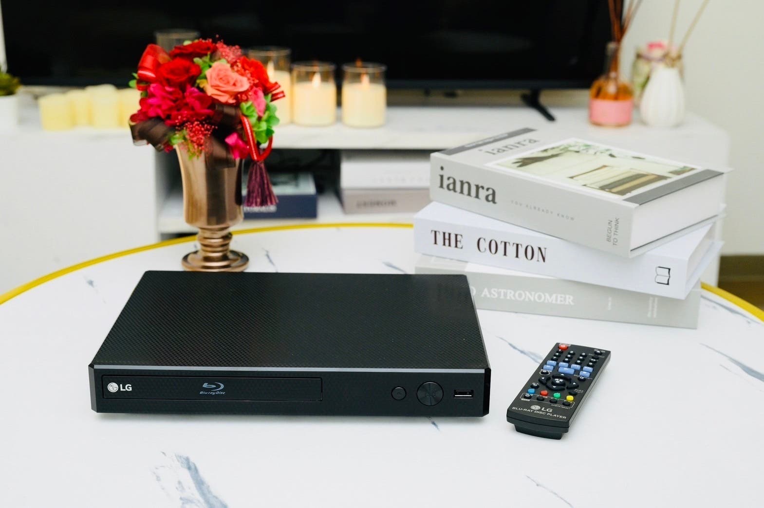 〈梅田すぐ🚶〉オトナの隠れ家💓女子会・本気デートで選ばれる映えスポット🤍ヒカリの幻想空間🦋💫マットレスでゴロゴロ〜🎶の写真16