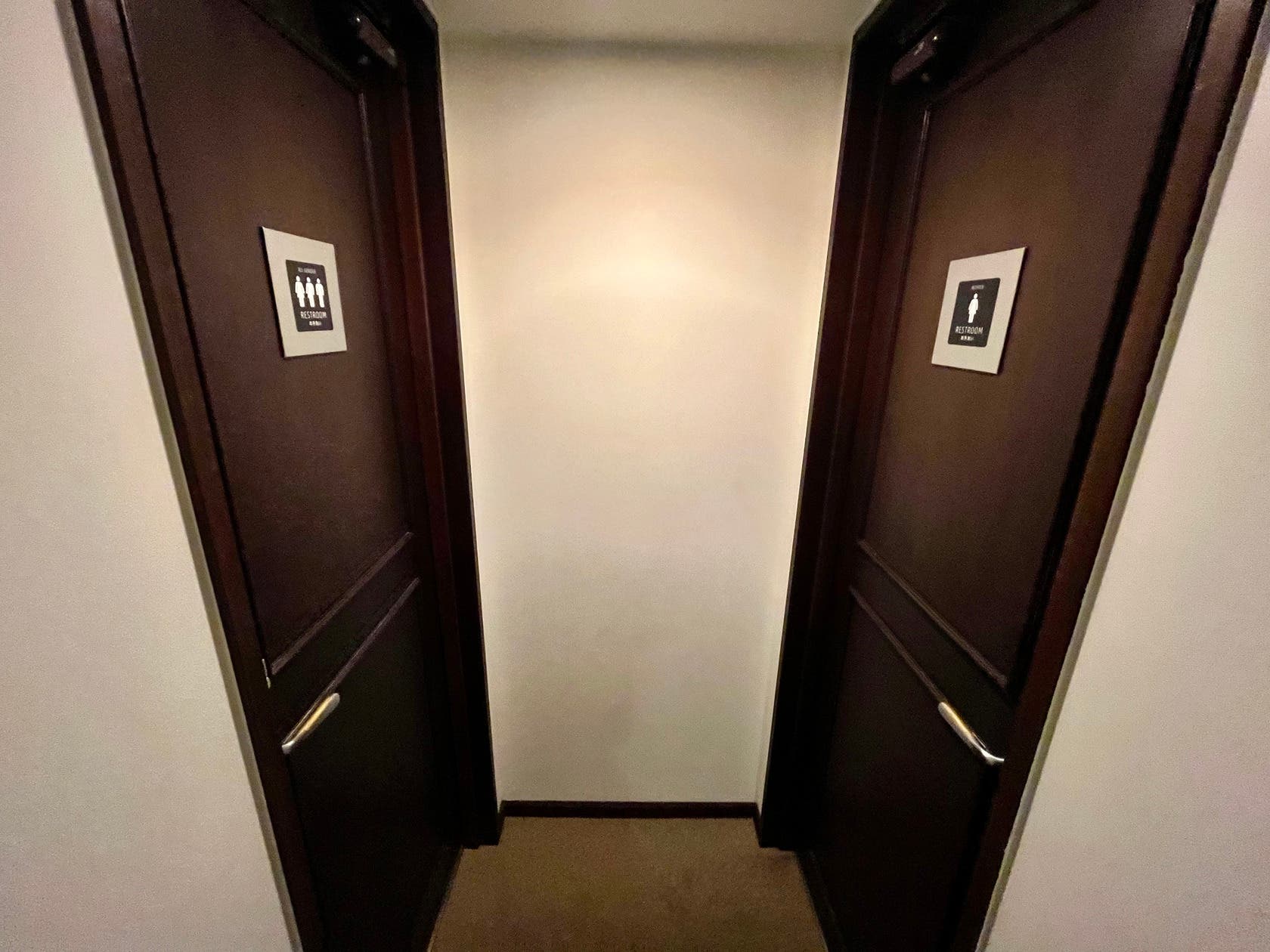 roomK【銀座駅 1分】歌唱・発声練習・楽器演奏OK!の写真16