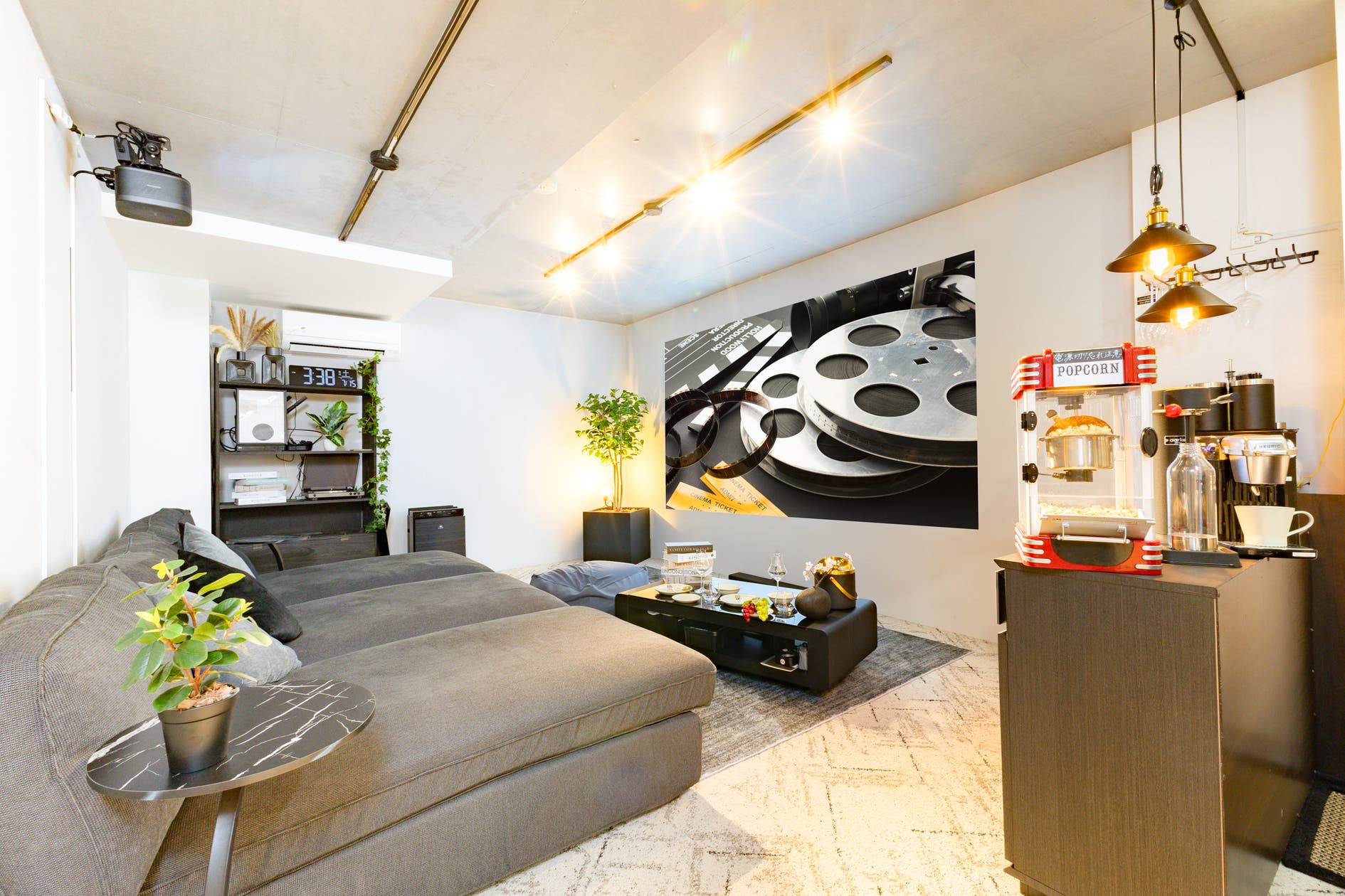 クリスマス🎄忘年会🎉大人の秘密基地㊙️｜120㌅大画面｜映画見放題｜高音高画質｜無料設備多数｜ゴミ捨てオプションあり🚮の写真10