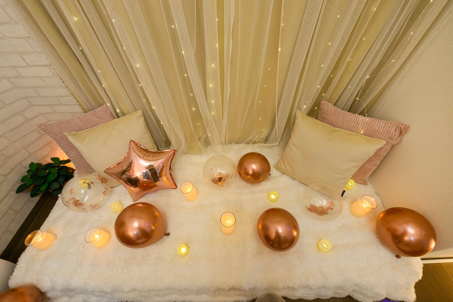 〈梅田すぐ🚶〉オトナの隠れ家💓女子会・本気デートで選ばれる映えスポット🤍ヒカリの幻想空間🦋💫マットレスでゴロゴロ〜🎶の写真11