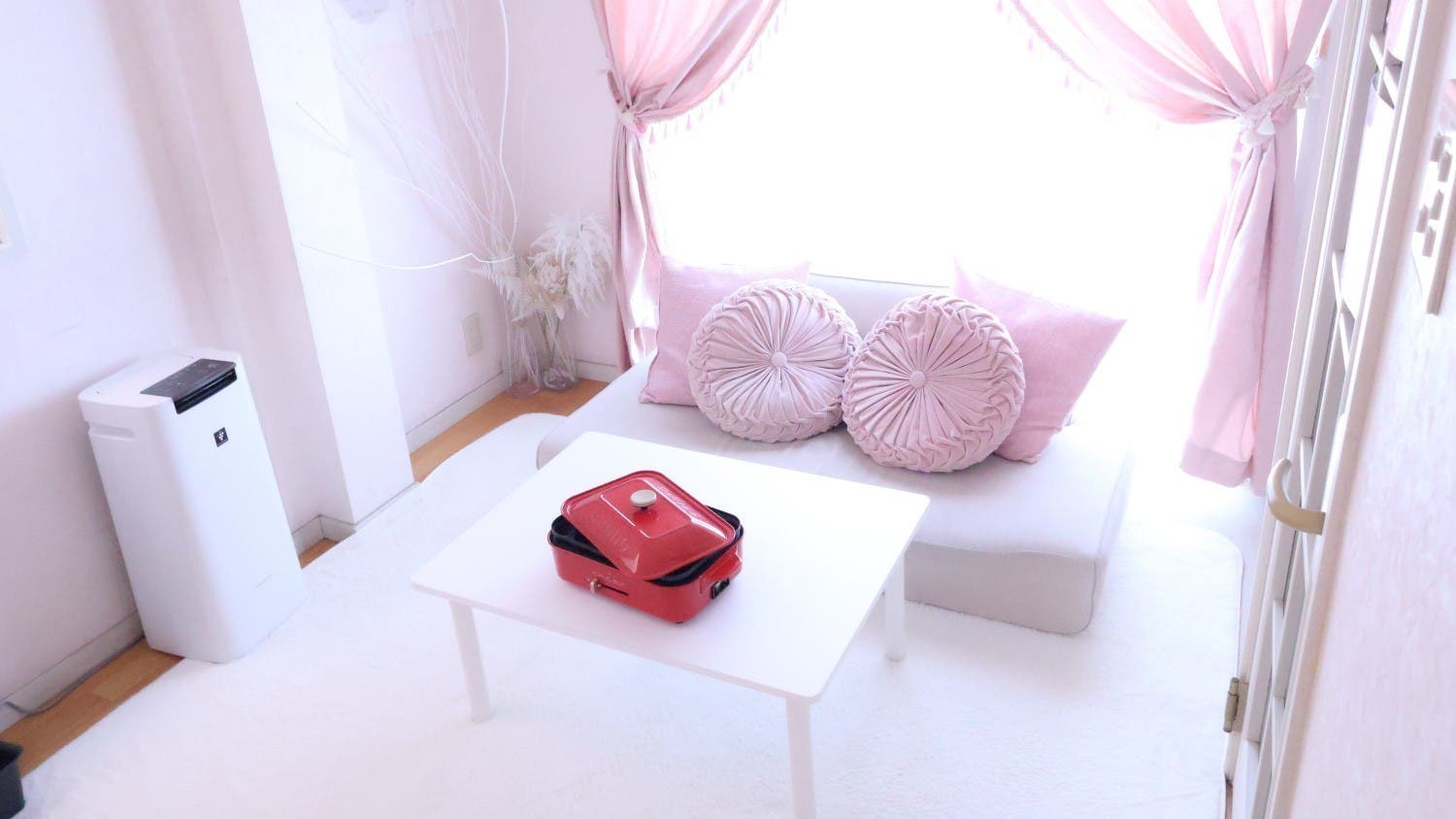 白✖️ピンクでカワイイがたくさん✨写真映え📸一軒家🏠チェキ/女子会/ハレスペ《ローズ三宮》の写真2